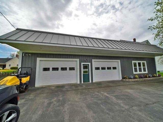house Houlton ME DLS102670430