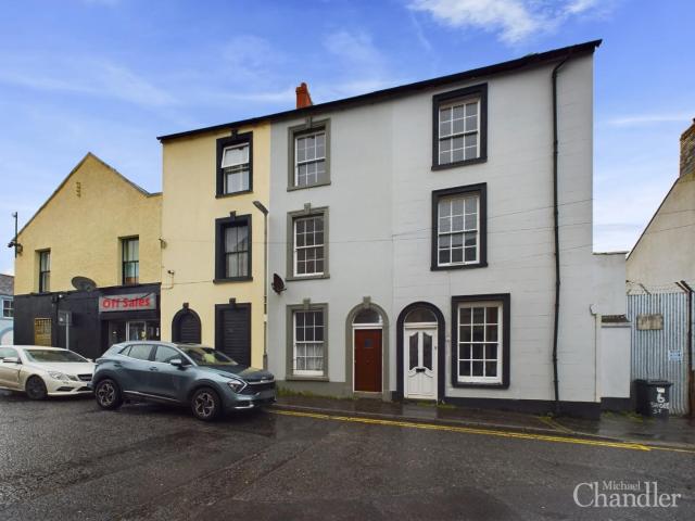 house in 4 Shore Street, Killyleagh, BT30 9QJ