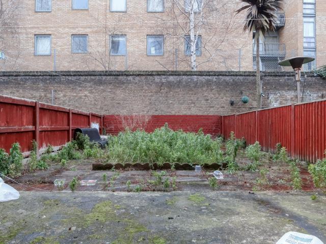 house in 89AL RM5 Alpha Grove| Isle of Dogs | London | E14 8PG