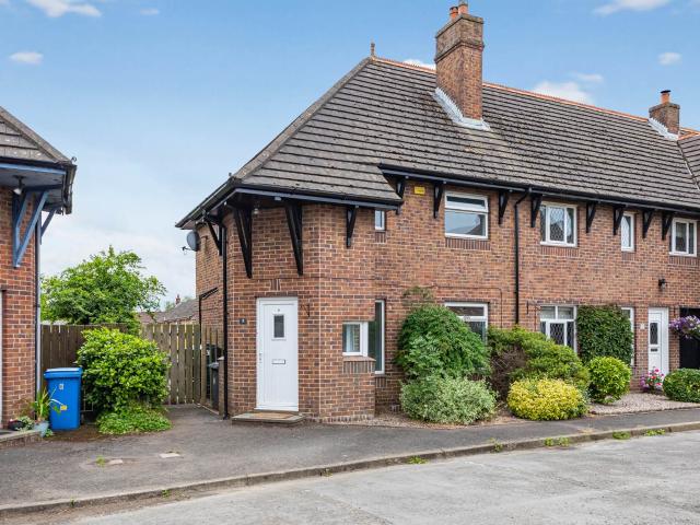 house in 9 Clarehill Lane, off Old Holywood Road, Holywood, BT18 9NL