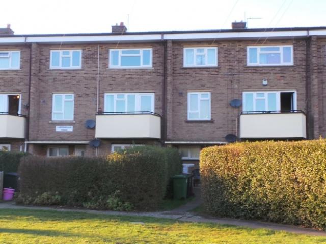house in 10 Sandringham House, Laughton Way, Lincoln, LN2 2HL
