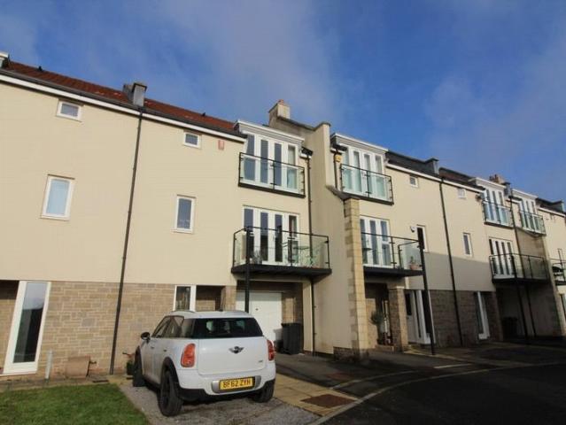 house in 3 Tydings Close, Long Ashton, North Somerset, BS41 9FJ Abode