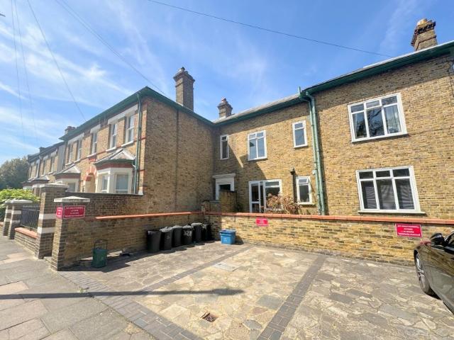 house in Trafalgar Road, Twickenham, Greater London