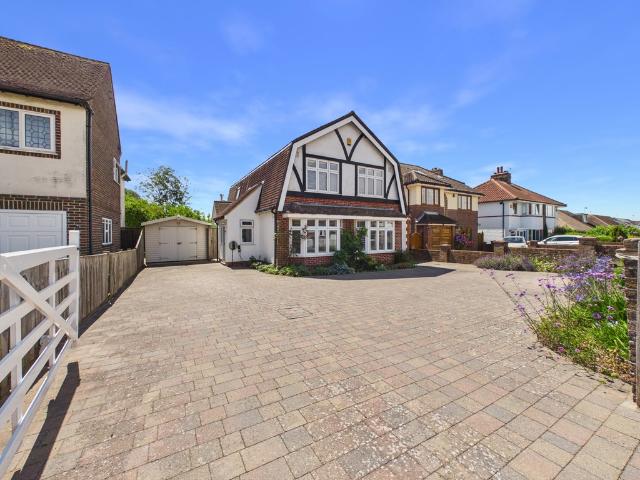 house in Upper Shoreham Road, Shoreham by Sea, BN43 5NB