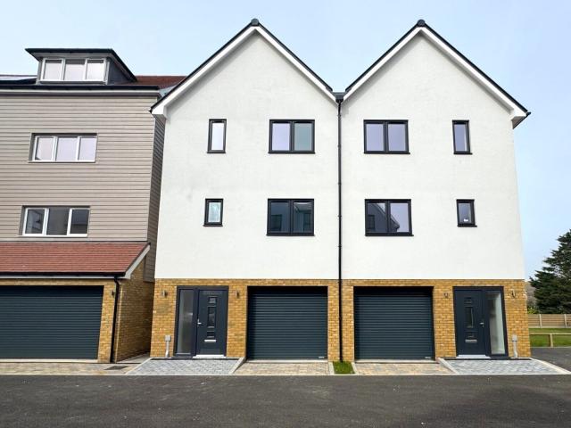 house in Waves Way