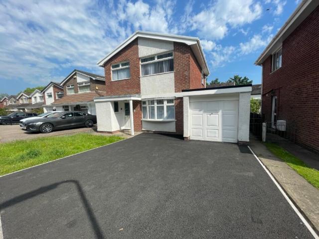 house in Woodlands Park Drive, Neath, SA10