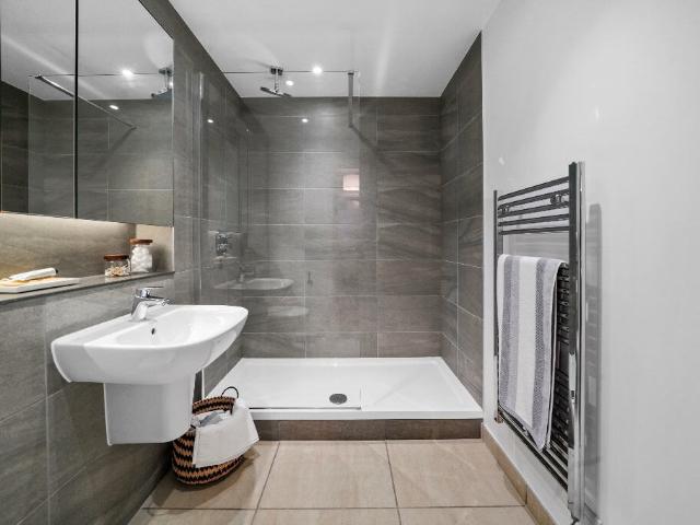 house in Anvil, Manchester, M5 4SJ