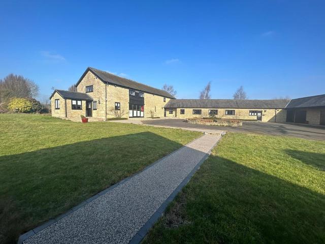 house in Badgers Farm, Cosgrove, MK19