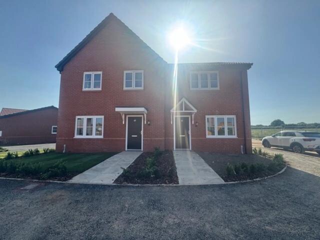 house in Bartlam Close Barlestone, CV13