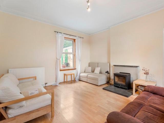 house in Biggar Road, Penicuik Midlothian, EH26