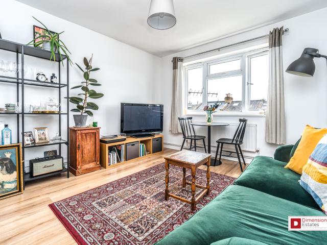 house in Brodia Road, N16