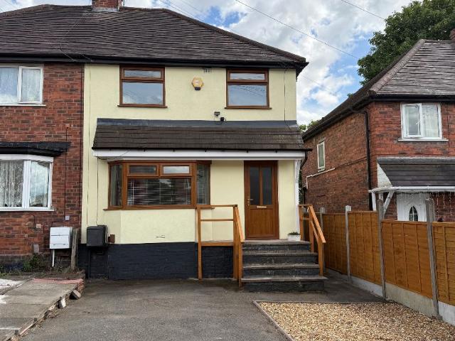 house in Cadle Road, Low Hill WV10