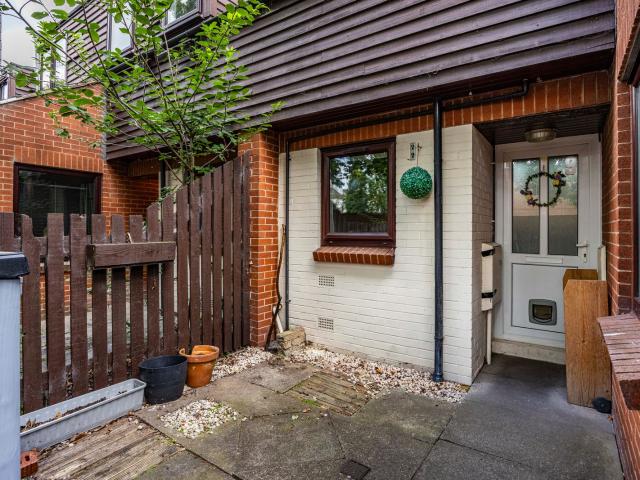 house in Carter Gate, Nottingham, NG1