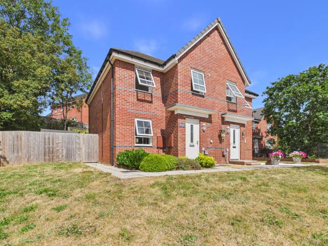house in Cooke Way, Lydney, GL15