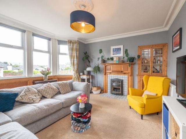 house in Corstorphine Park Gardens, Corstorphine Edinburgh, EH12