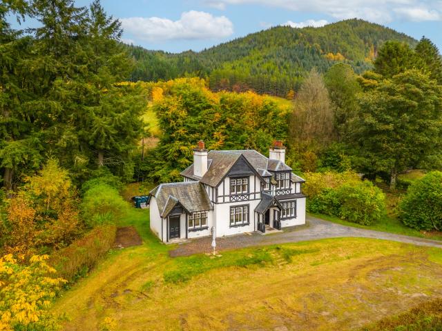 house in Craigeach Killiekrankie Road, Faskally, Pitlochry, PH16 5LA