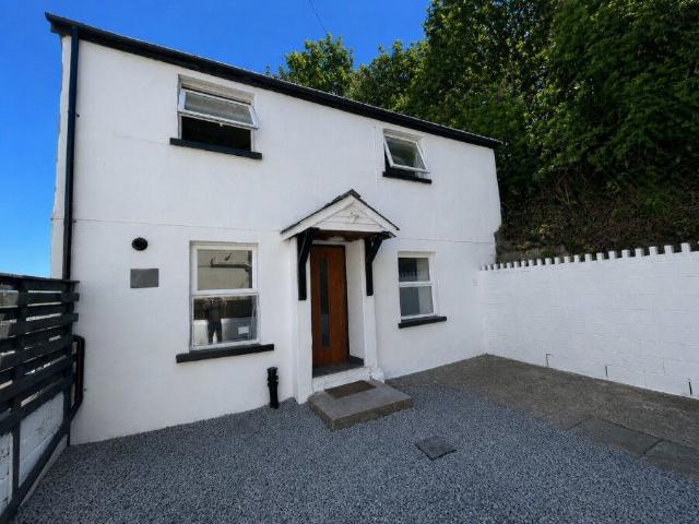 house in Cwmbath Rd, Swansea, SA6