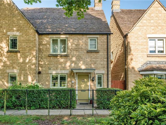 house in Dowding Close, Upper Rissington, Cheltenham, Gloucestershire, GL54 2GQ