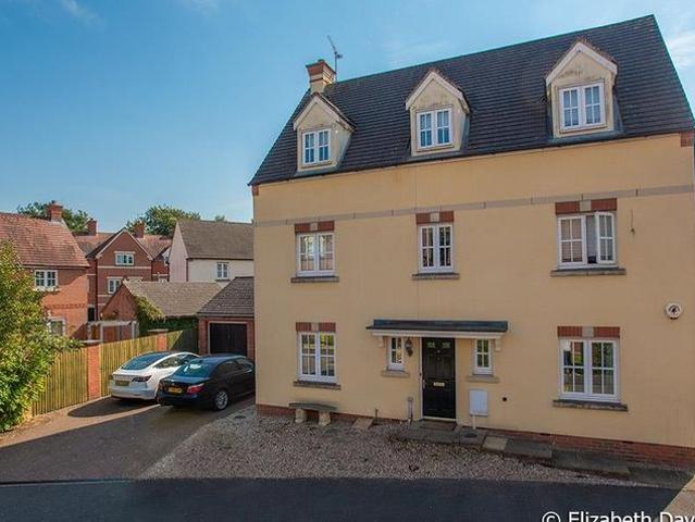 house in Fennyland Lane, Kenilworth, CV8