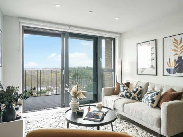 house in Francis House, Maidenhead, SL6 1TY