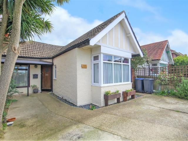 house in Franklin Road, Worthing, BN13 2PG