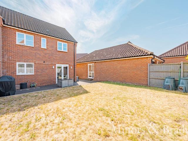 house in Frenze Hall Lane, Diss
