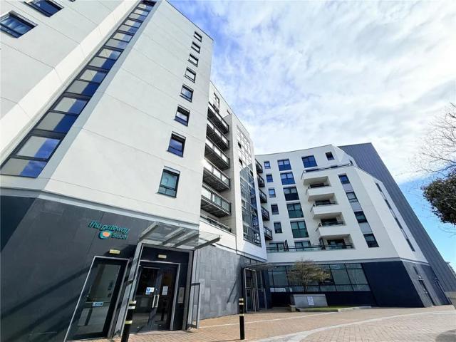 house in Gateway South, Marsh Lane, Leeds, LS9
