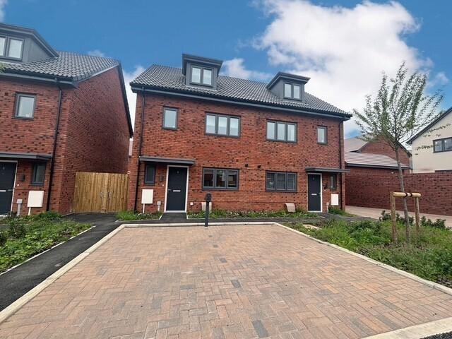 house in Giffords Walk, Stoke Gifford, Bristol
