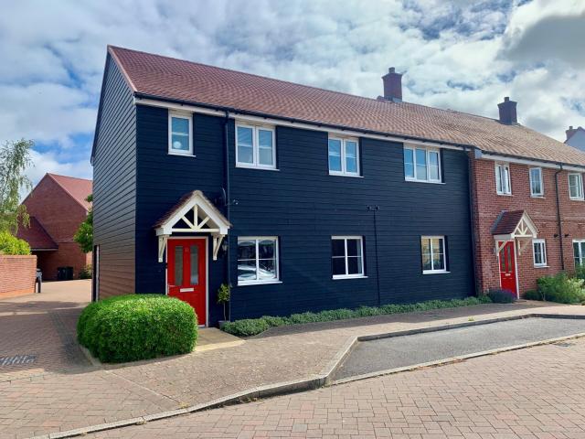 house in Hadleigh Street, Kingsnorth, TN25