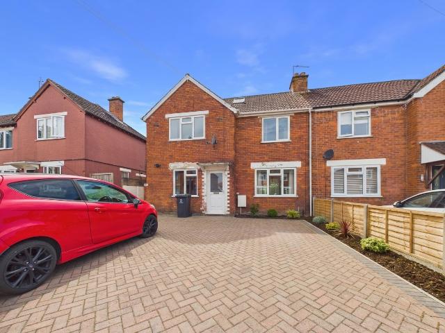 house in Henley Place, Gloucester, GL1