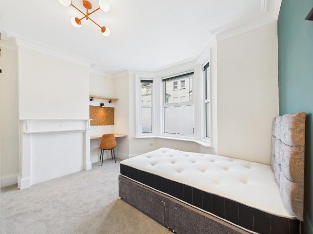 house in Hertford Road, Worthing, BN11 1HX