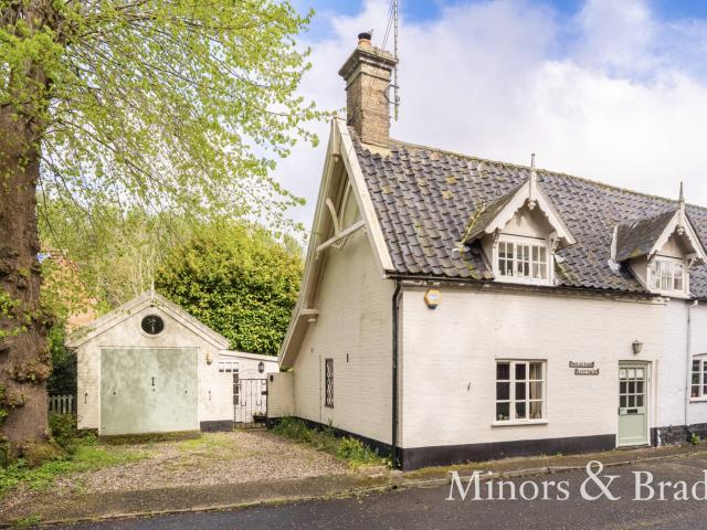 house in High Street, Wangford
