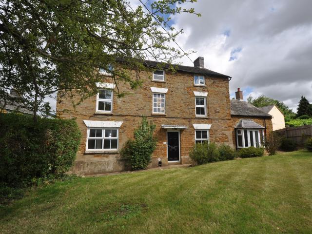 house in High Street, Bugbrooke, NN7