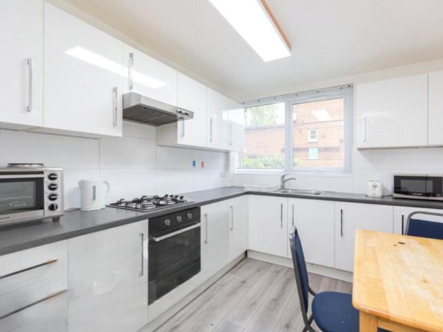 house in Jupiter Way, Caledonian Road, London N7 8XW