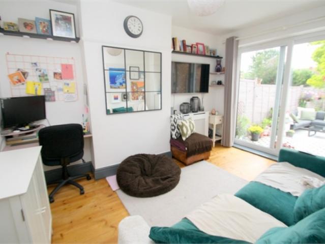 house in Kingston Road, STAINES UPON THAMES