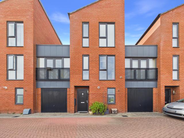 house in Kingsway Boulevard, Kingsway