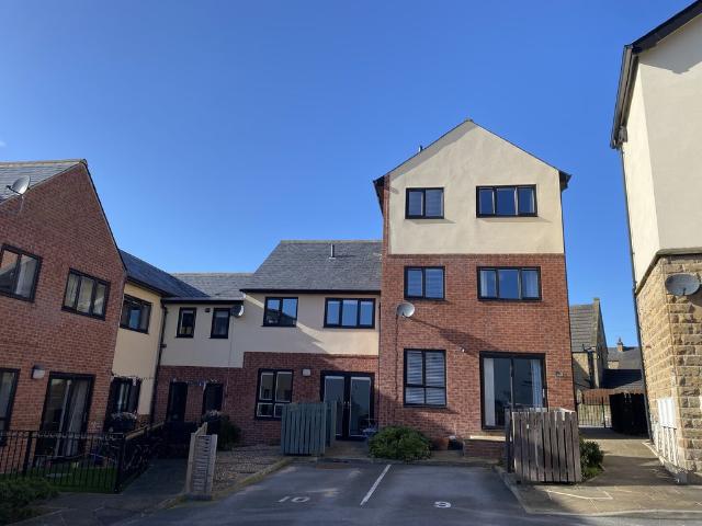 house in Kirkgate, Birstall, Batley