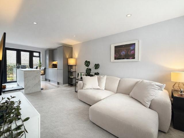 house in Laurus Close, Waterlooville