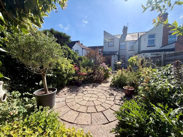 house in Leicester Road, Mountsorrel, Leics, LE12 7DB