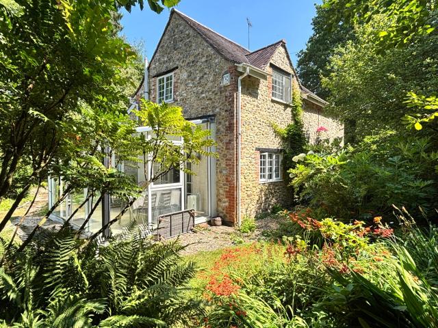 house in Limekiln Lane
