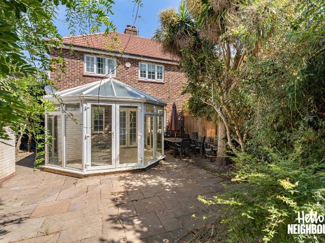house in Longford Close