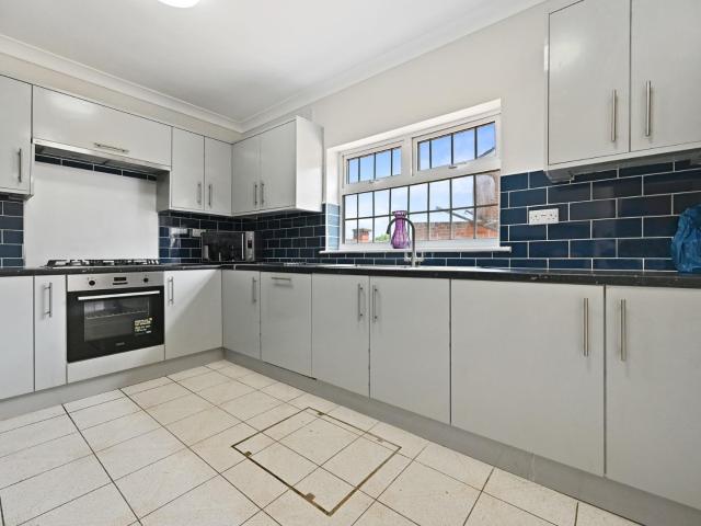 house in Mansell Road, Greenford, UB6