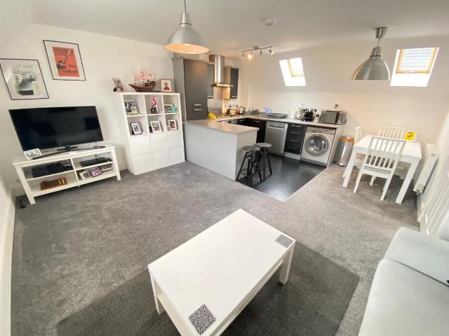 house in Merttens Drive, Rothley, LE7 7SX