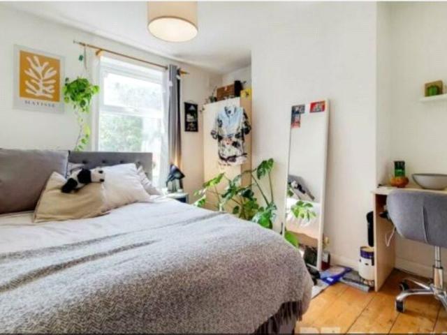 house in Mitford Road, Archway, London N19 4HJ