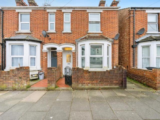 house in Nelson Street, MK40