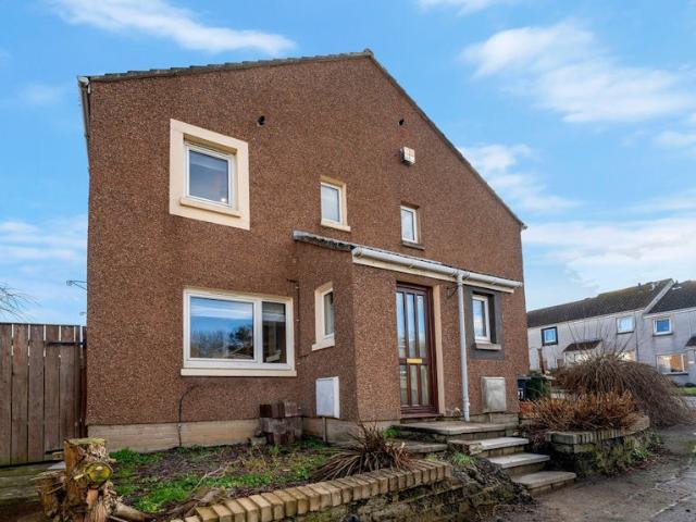 house in North Bughtlinfield, East Craigs Edinburgh, EH12
