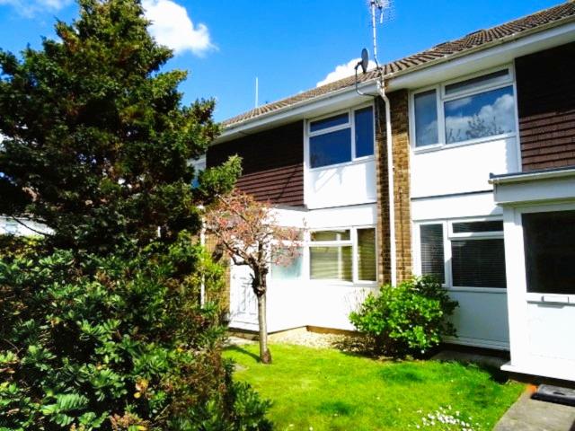 house in Ontario Close, Worthing, BN13 2TE