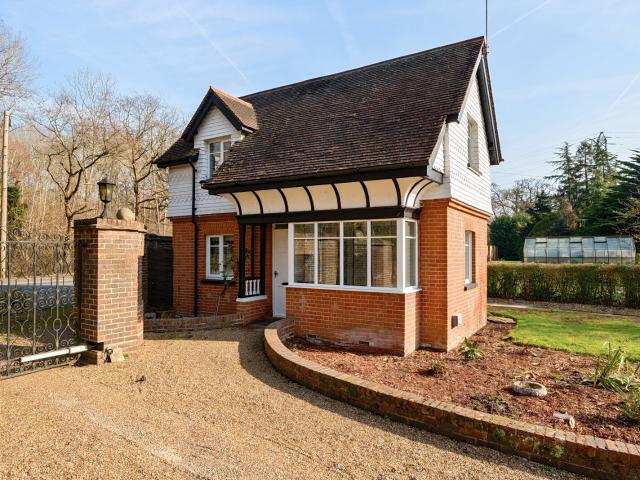 house in Oxshott