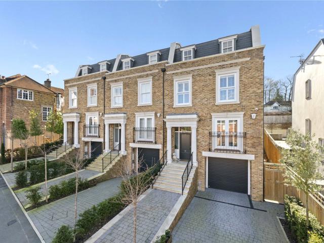 house in Oxshott