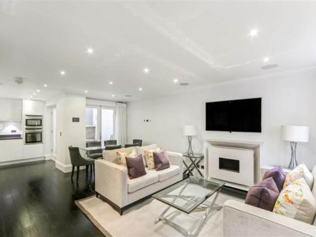 house in Peony Court, SW10, London, SW10 0AJ